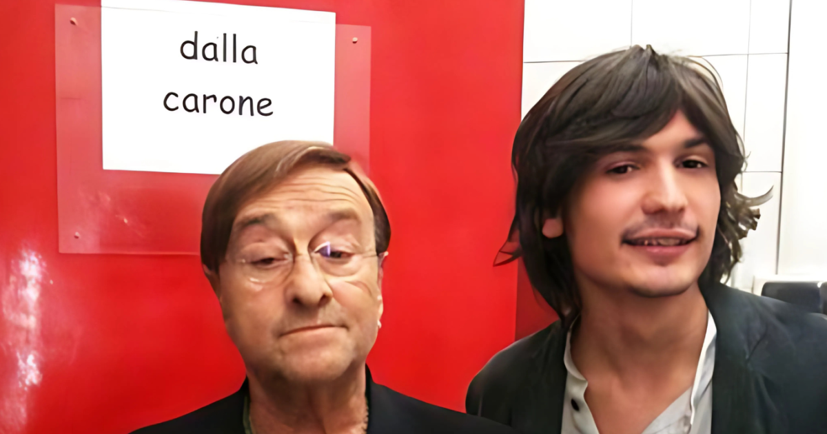 Pierdavide Carone sul palco di Ora o mai più stasera in tv sabato 1 ...