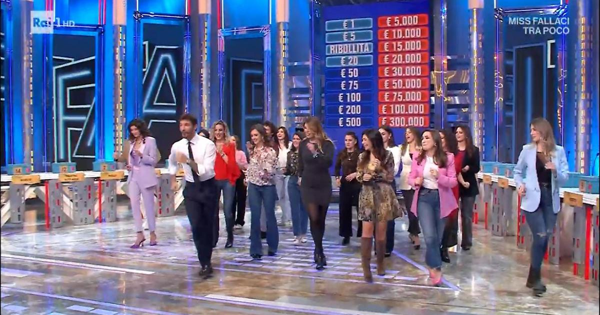 Affari tuoi, Stefano De Martino dice addio a Sesso e Samba e lancia il ...