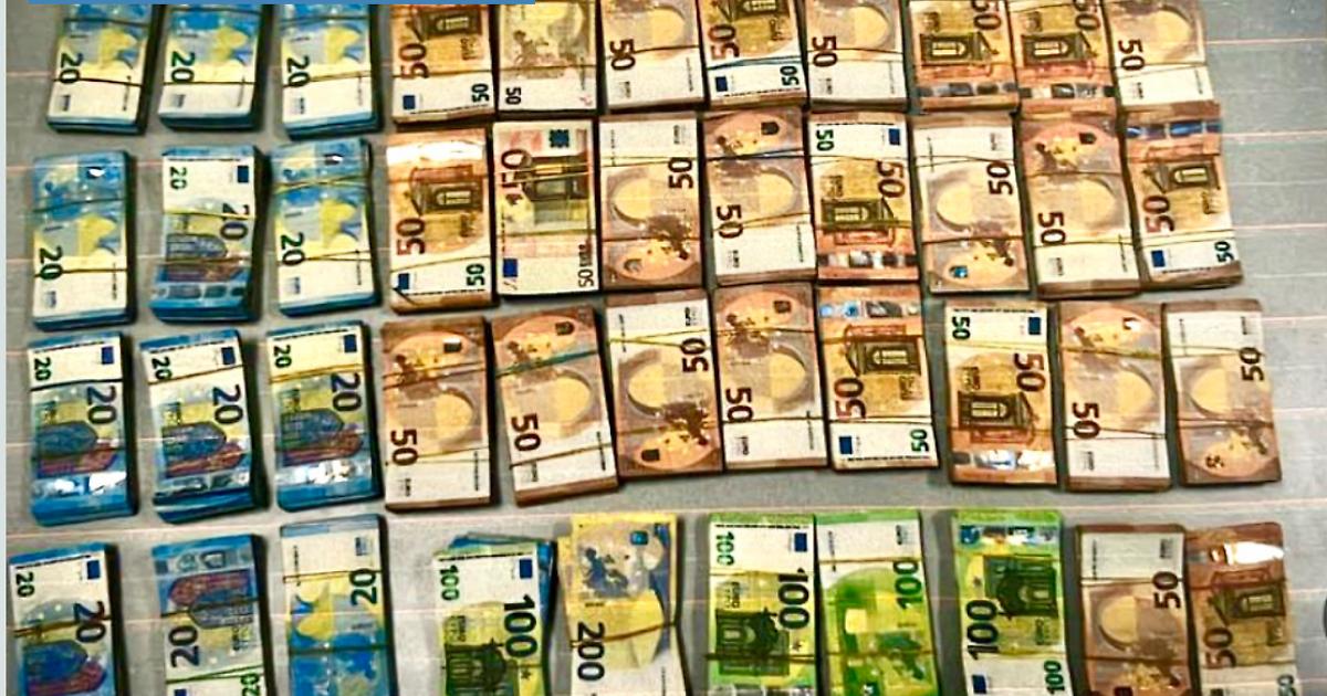 Dal panetto sotto il sedile dell'auto al garage pieno di droga e soldi: sequestrati 40 chili di ...