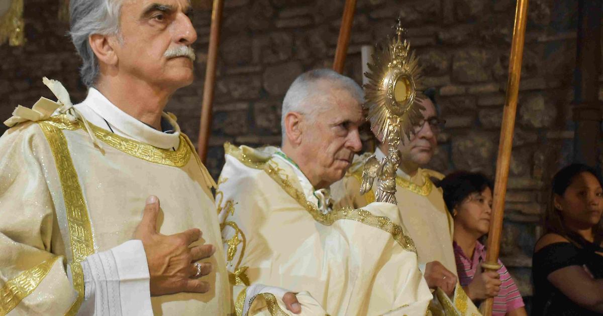 Terni, il vescovo Soddu alla processione del Corpus Domini: "Gesù è l ...