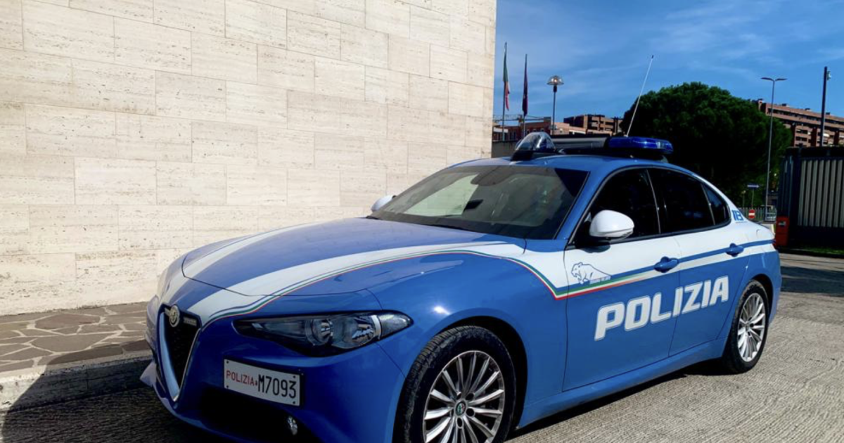 Viola il divieto di avvicinamento e si presenta sotto casa dell'ex: arrestato 76enne dalla ...