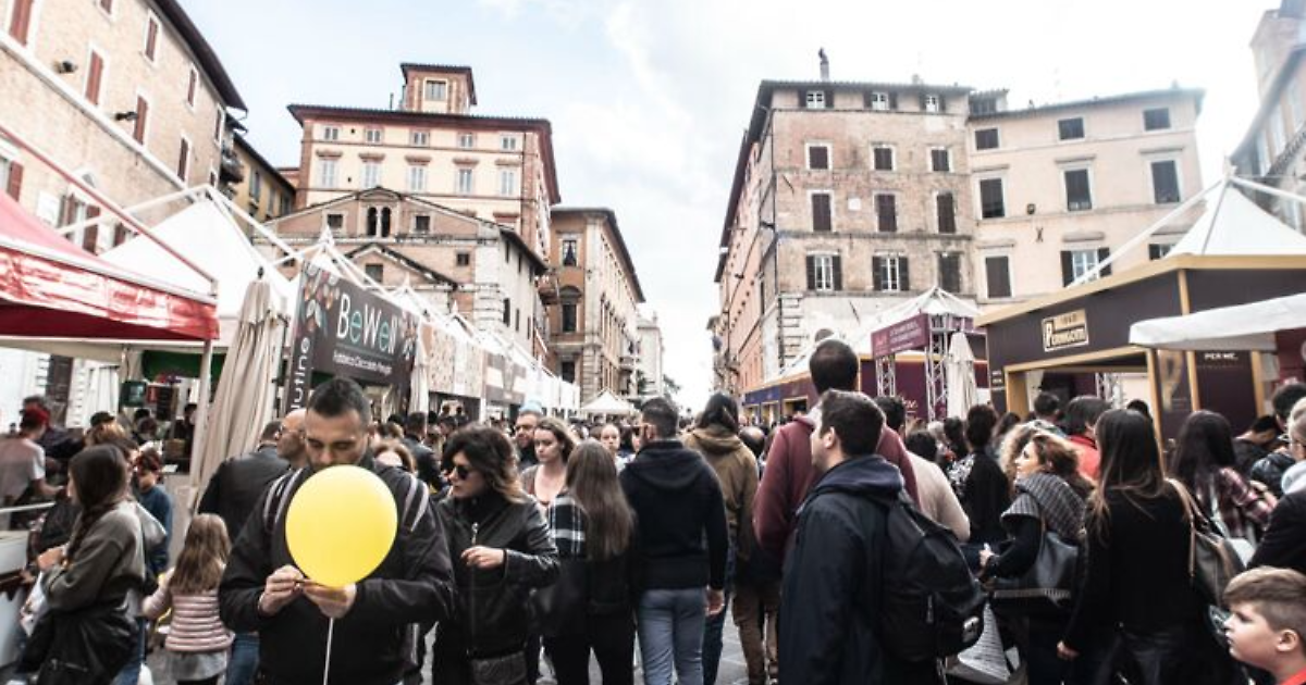 Eurochocolate pronto a tornare nel centro di Perugia. Divieti e ...