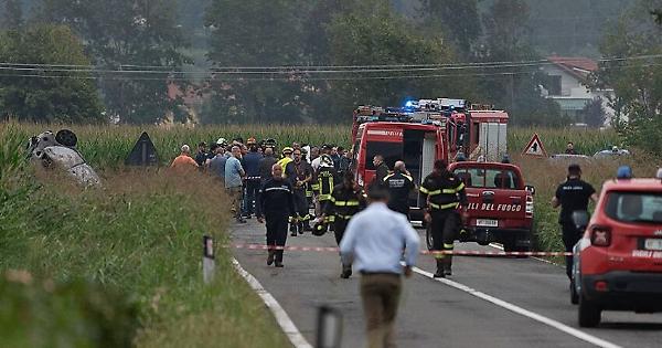 Schianto Freccia Tricolore, morta bambina di 5 anni: le immagini di una ...
